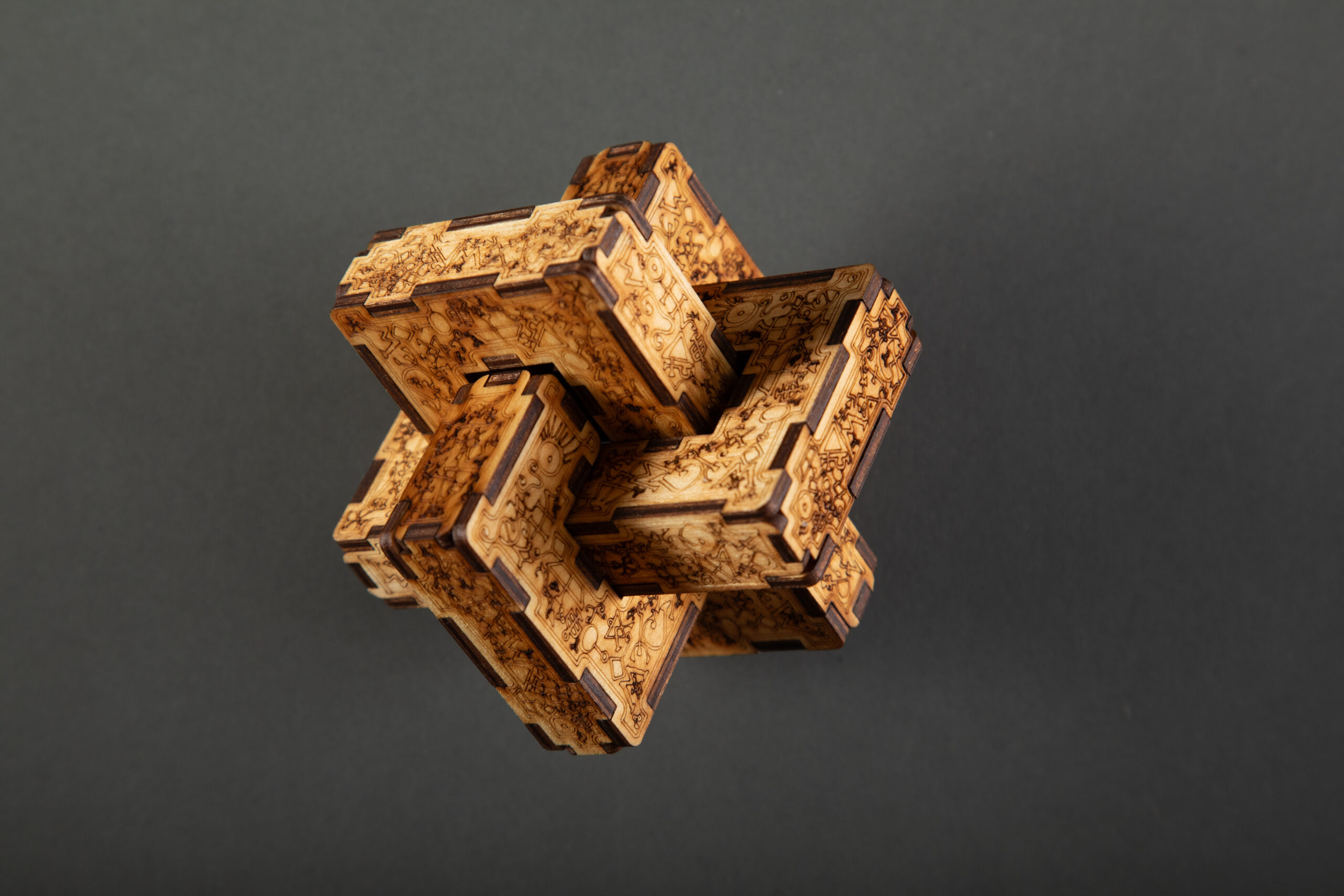 Double Cross puzzle- White Rabbit Gameworks