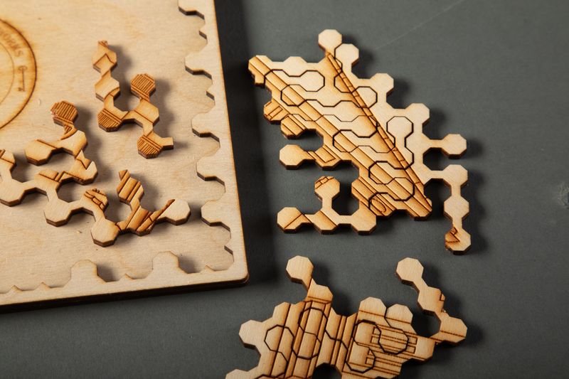 Double Shotgun puzzle - White Rabbit Gameworks